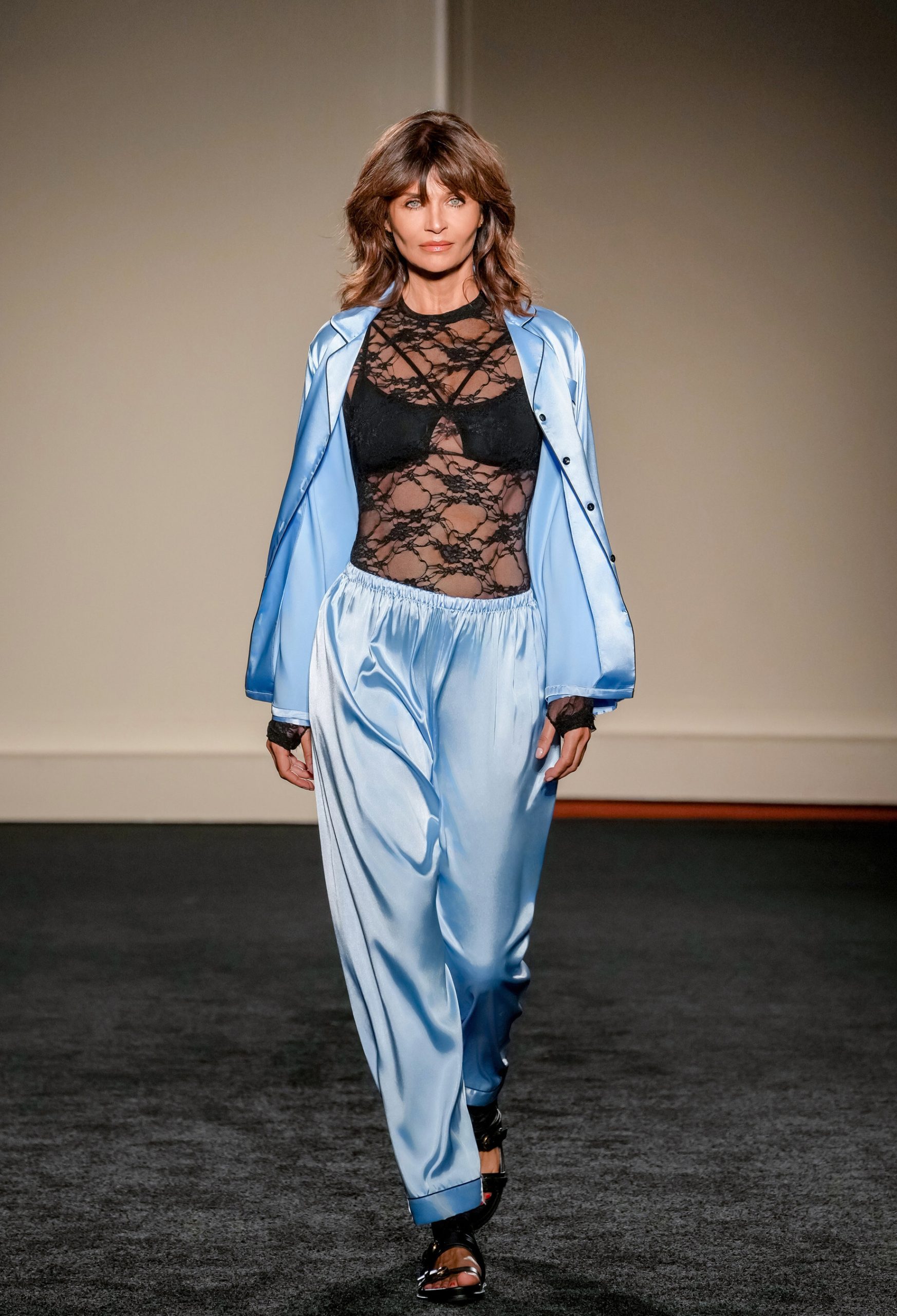 Ekouaer Debuts Its New Collection at New York Fashion Week – Fashion ...