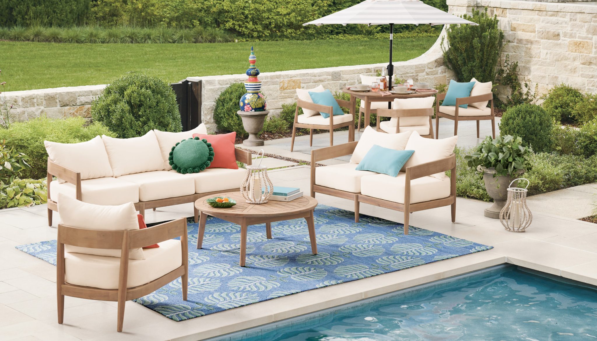 Grandin Road Outdoor Furniture