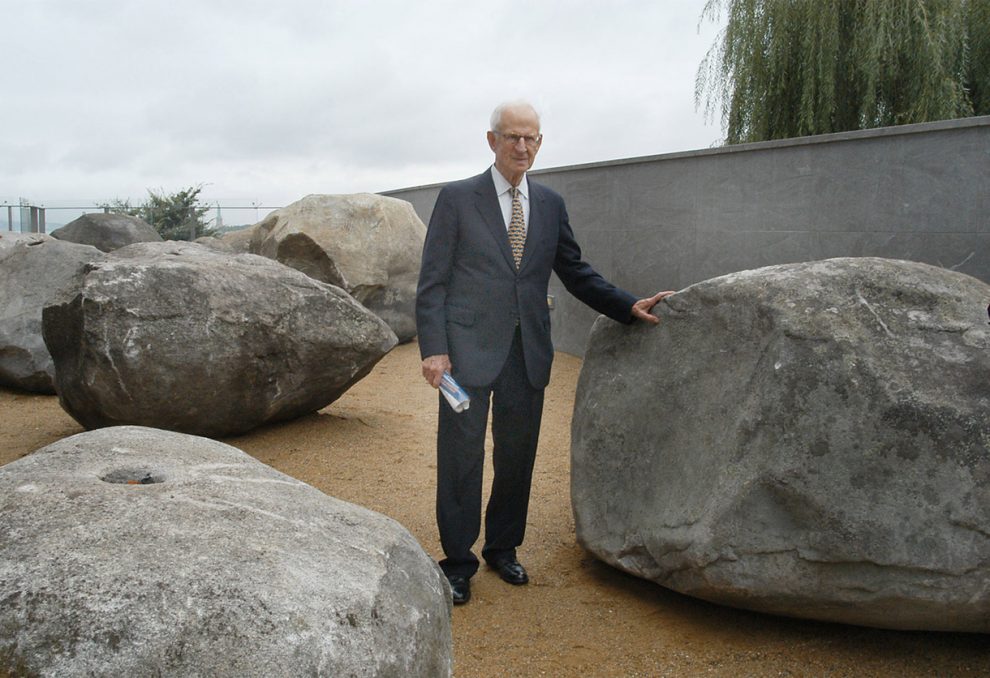 Remembering Robert M. Morgenthau – Mann About Town