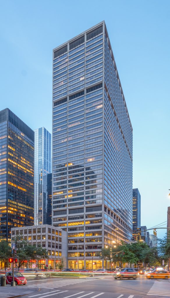 Blackstone Expands, Extends HQ Lease at 345 Park Ave. – Mann Report