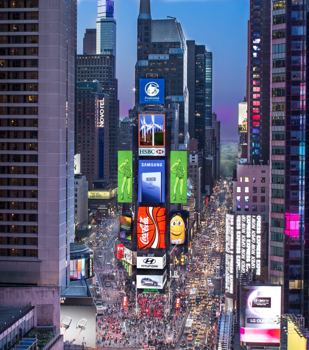 2 Times Square Retail Condo Sells for $100M – Mann Report