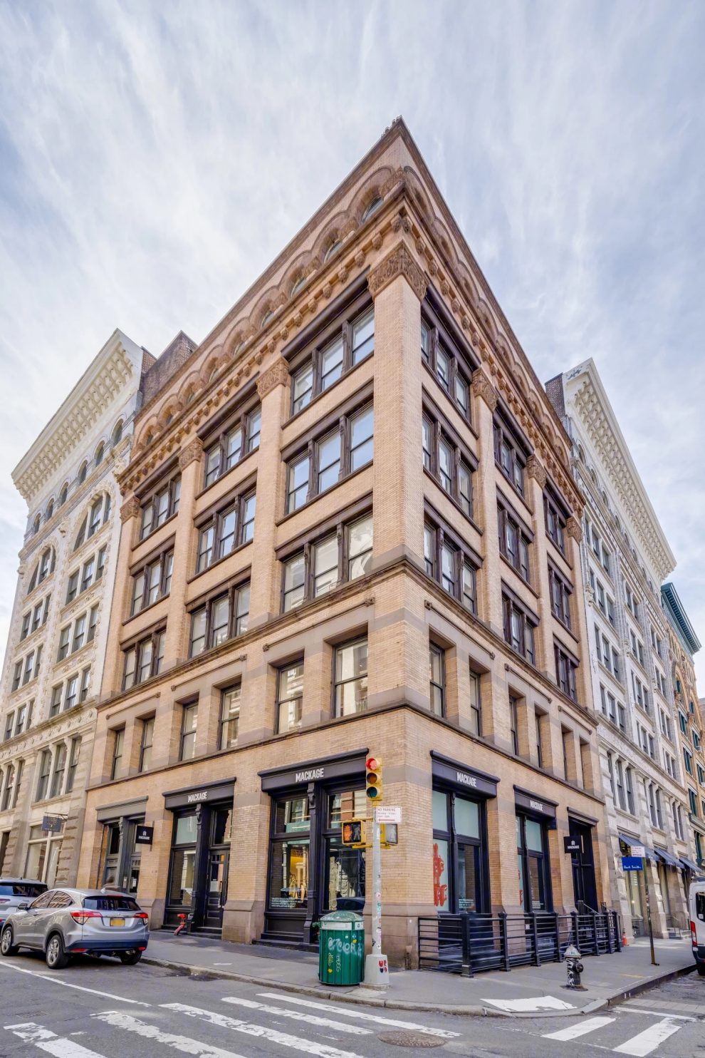 Slip Signs 3,100SF Sublease for Headquarters at 138 Spring St. – Mann ...